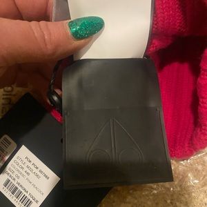 Moose Knuckles | Accessories | Nwt Authentic Moose Knuckles Wool Beanie ...